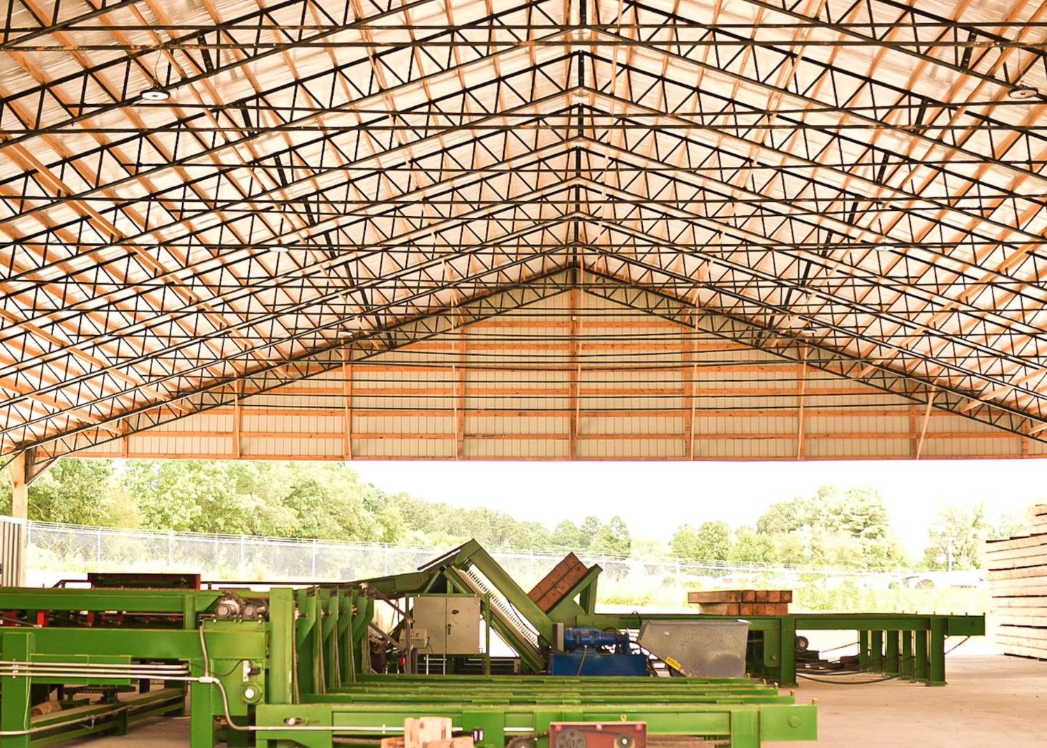 Metal Trusses vs Wood Trusses: What’s Better?